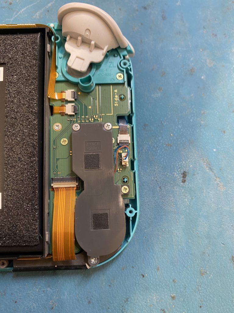 キャラクターが動かせないNintendo SwitchLite(ニンテンドースイッチライト)即日修理お任せ下さい!【ゲーム修理工房 仙台PARCO2店】 | ゲーム修理工房｜Nintendo ...